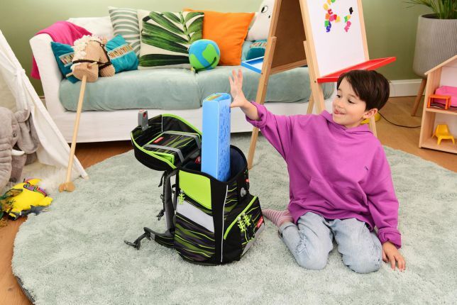 Schulranzen richtig packen - eine Schritt-für-Schritt-Anleitung